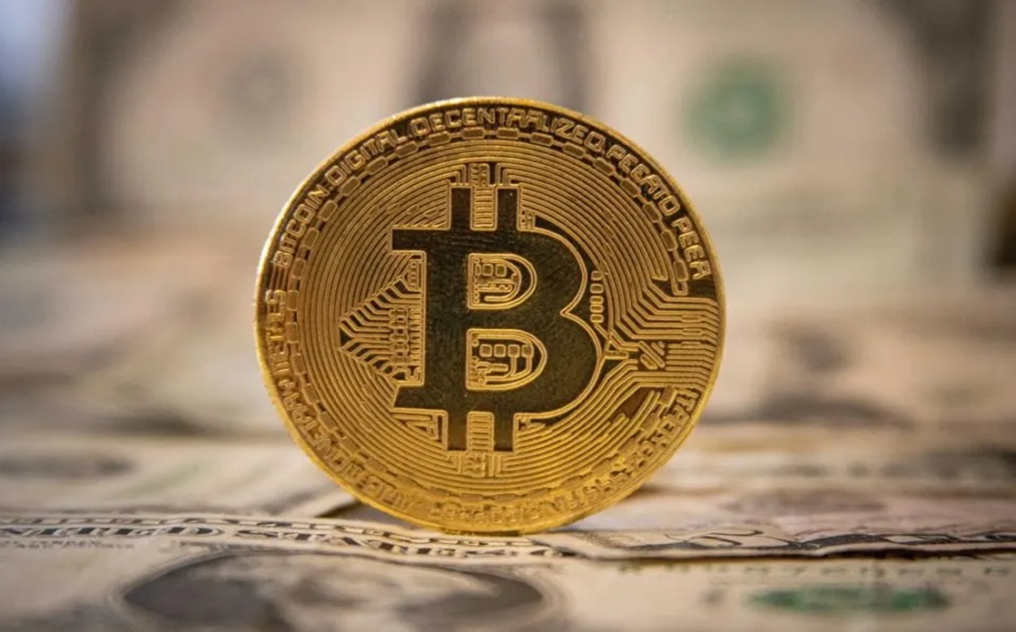 Bitcoin soars to a new record high, exceeding $70,000 for the first time | Point Trader Group